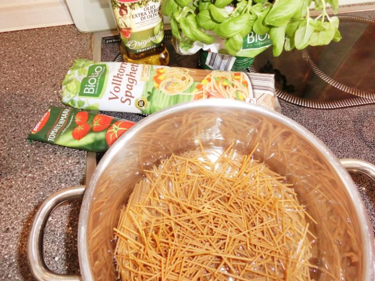 one-Pot–Spaghetti › Für Babys kochen leicht gemacht